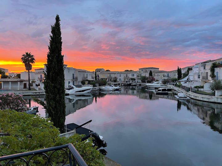 Amazing Marina And Terraces - Saint-Laurent-d'Aigouze