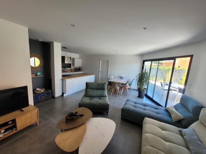 Jolie Maison Neuve Avec Piscine - Sainte-Marie