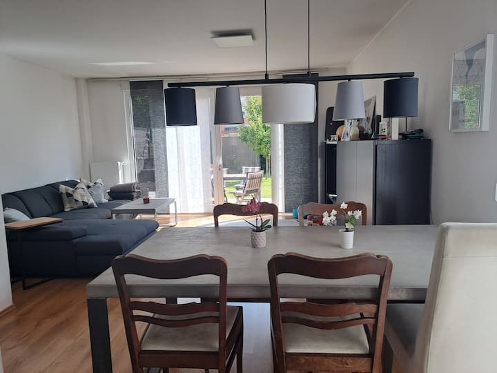 Big, Modern House (Fair & Nature) - Nürnberg