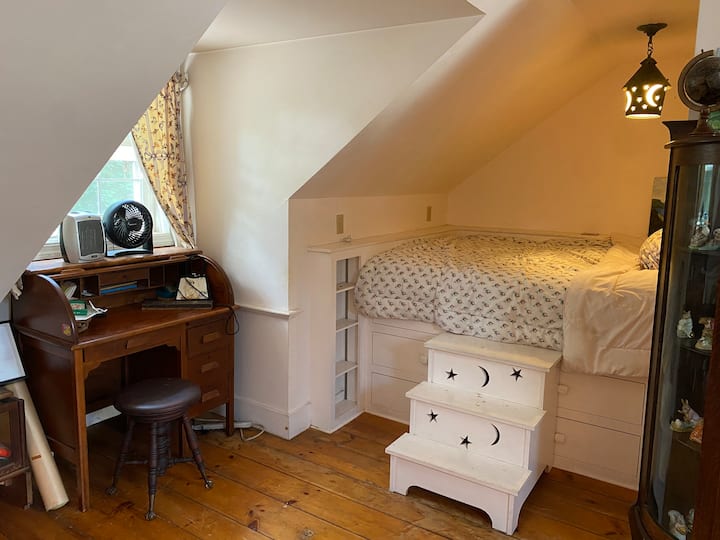 Charming 2-bedroom Suite In Old Bennington - Bennington, VT