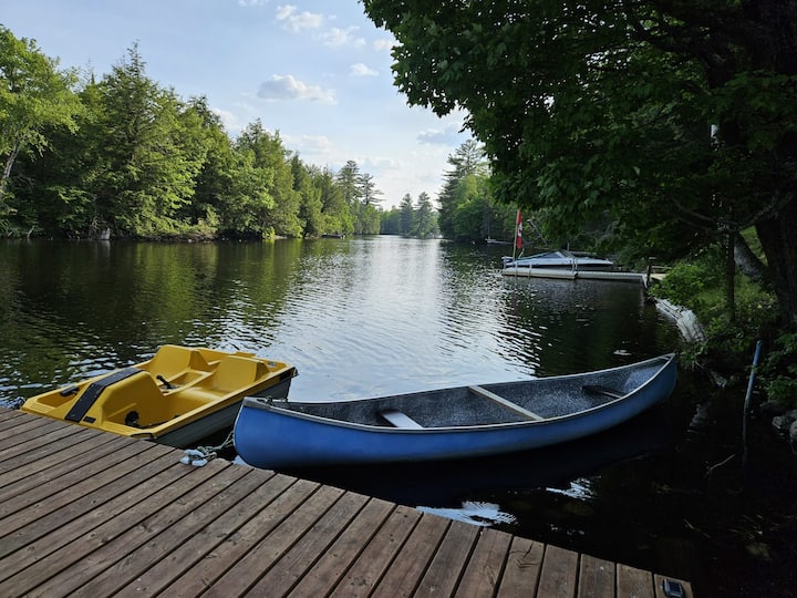Waterfront Cabin With Bunkie - Ontario 60