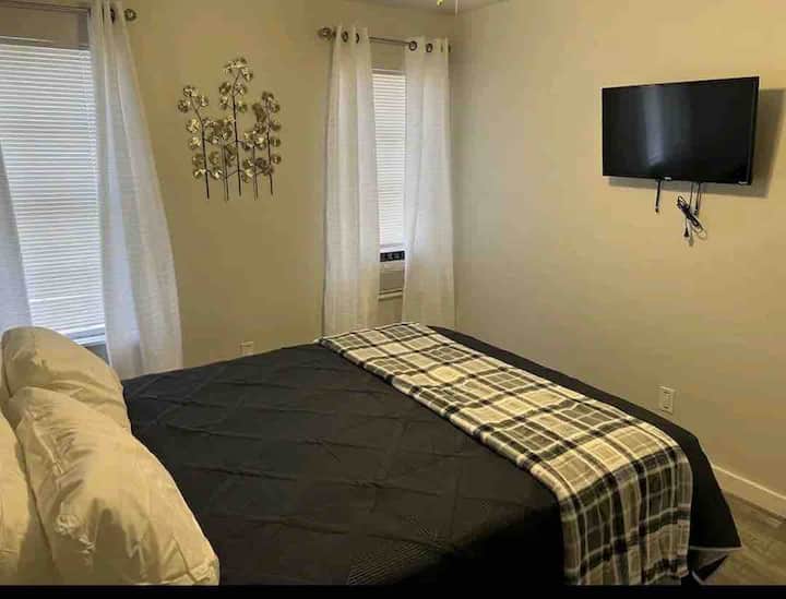 Apt #4/10 From Refineries - Tierra Verde, TX