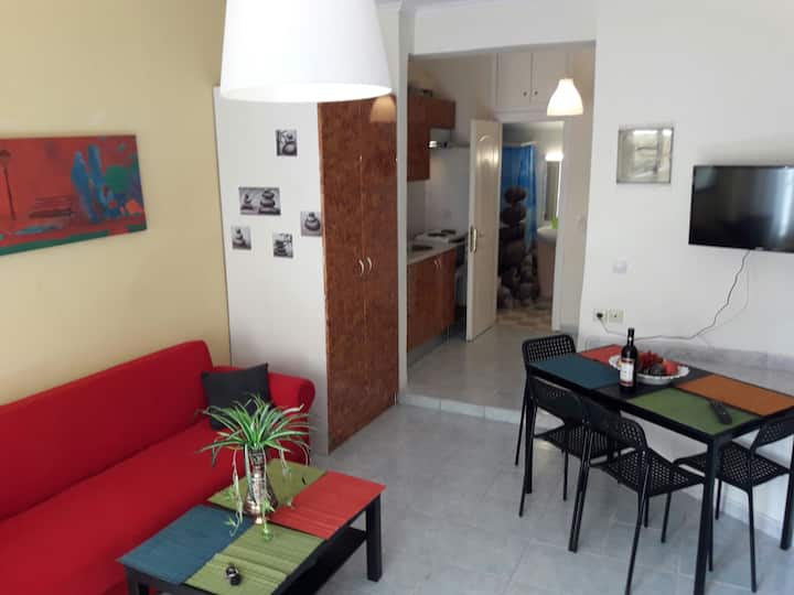Sunny Terrace House Near Citycentre - Thessaloniki