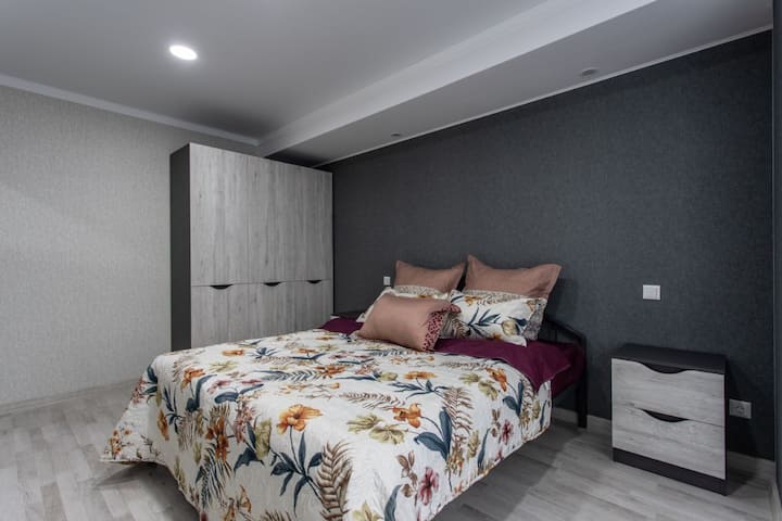 Cozy 1-bedroom Flat With Balcony & Great Location - Moldavia