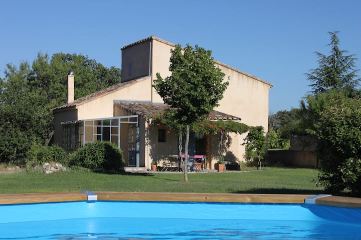 Mazet Provençal Dans Un Hameau Très Calme - Bédoin