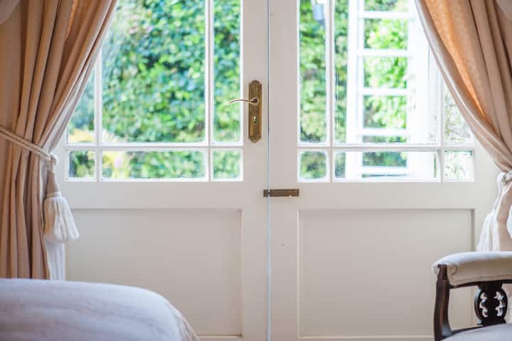 Connie's Cottages - Princess Room - Montagu