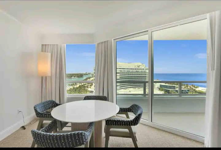 Fontainebleau Ocean/resort View Reno 1bd/2ba - Miami Beach