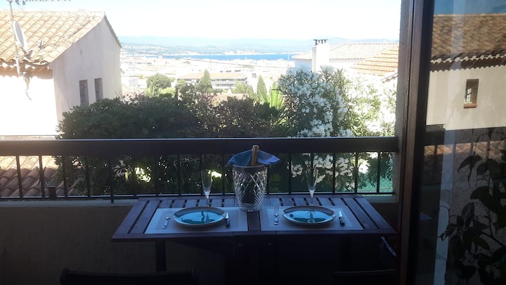 Maison Douillette Avec Vue Sur Mer - La Ciotat