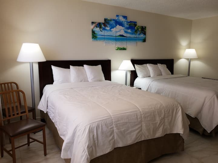 Sunny Isles. Ocean View Condo - Sunny Isles Beach, FL