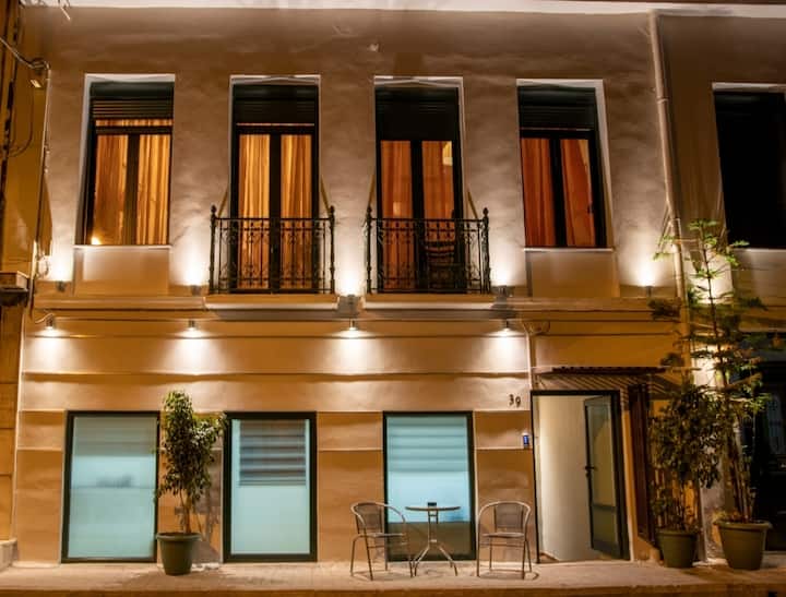 Neoclassic Rooms A - Athen