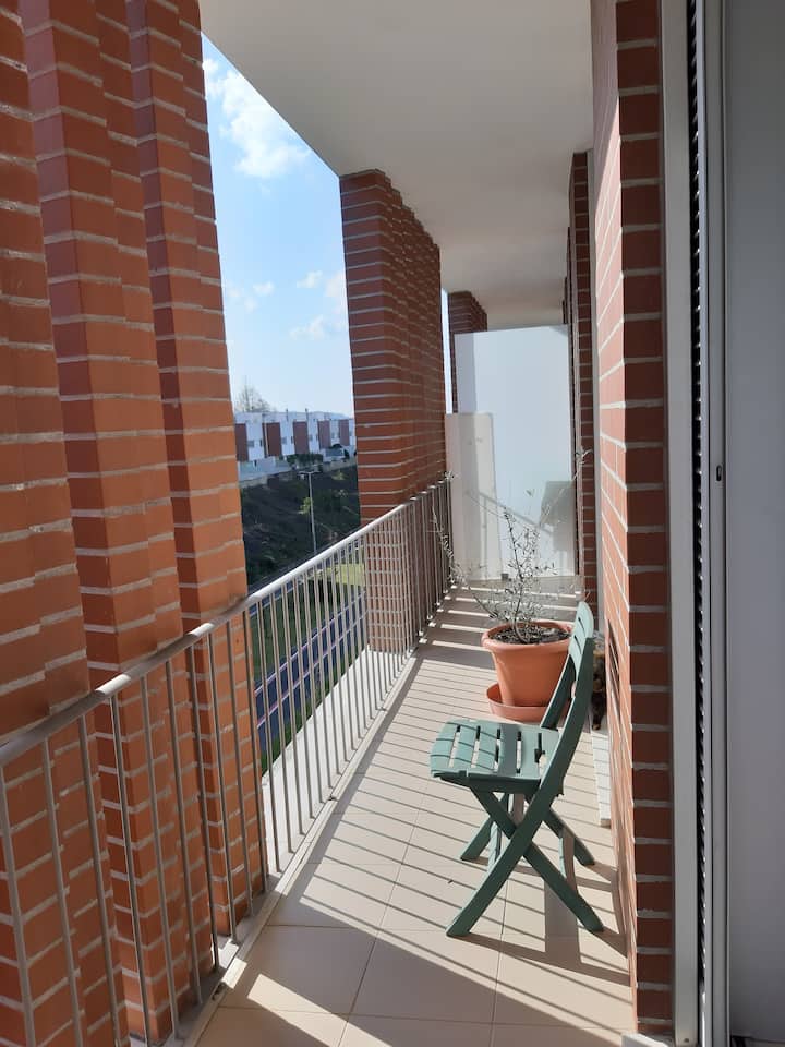 Quiet Apartment In The City Park - Felgueiras