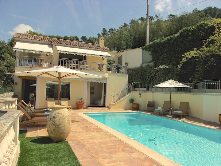 Luxury Villa Overlooking Cannes - Cannes