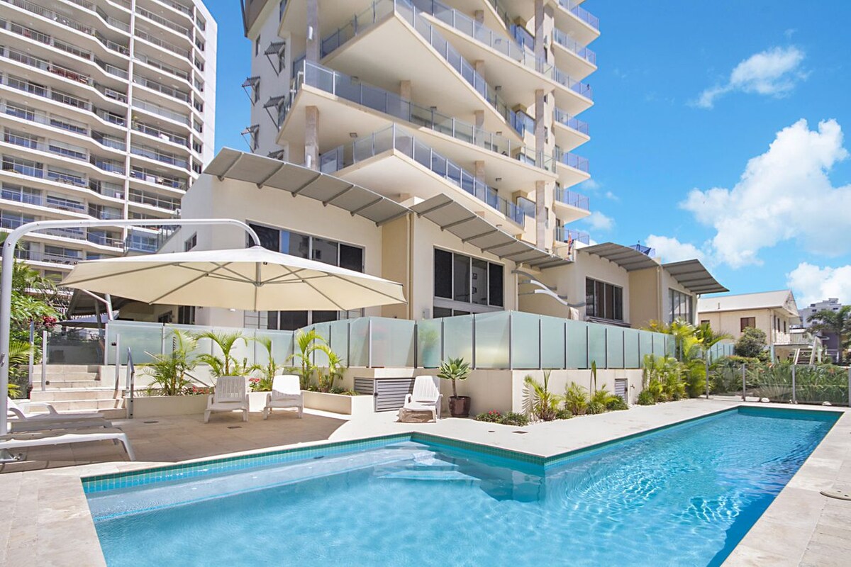 Maili 6: Lujoso alojamiento en el cielo cerca de Rainbow Bay Beach - Airbnb