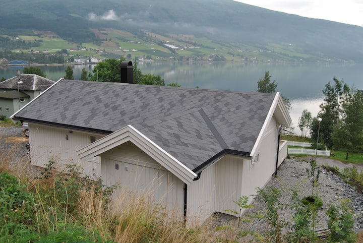 Innvik Close To Olden And Loen- Nordfjord - Innvik