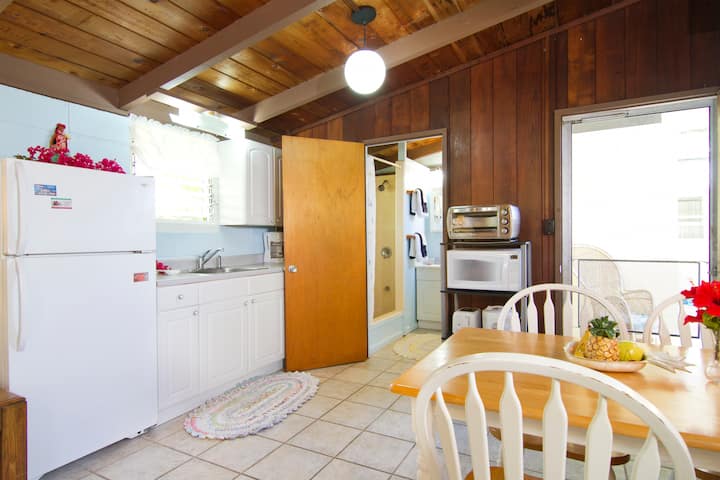 Cozy Cottage Close To Kailua Beach - Kailua, HI