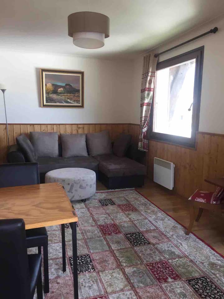 Appartement Chaleureux à La Montagne - Auron