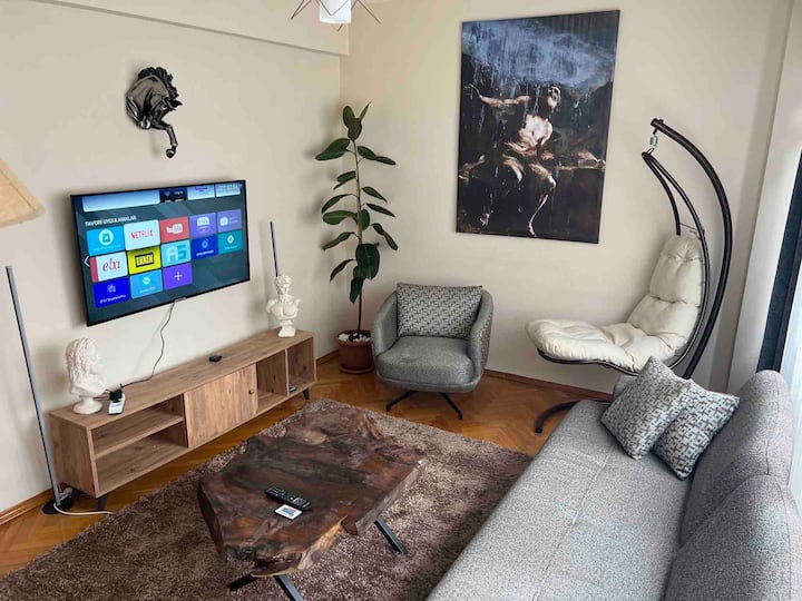 Modern Ve Mitolojik Esintileriyle, Botanik Ev - Umraniye