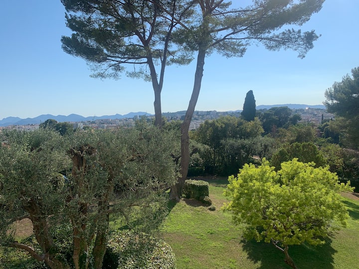 Agréable 3 Pièces Dans Résidence Calme Avec Parc - Cannes