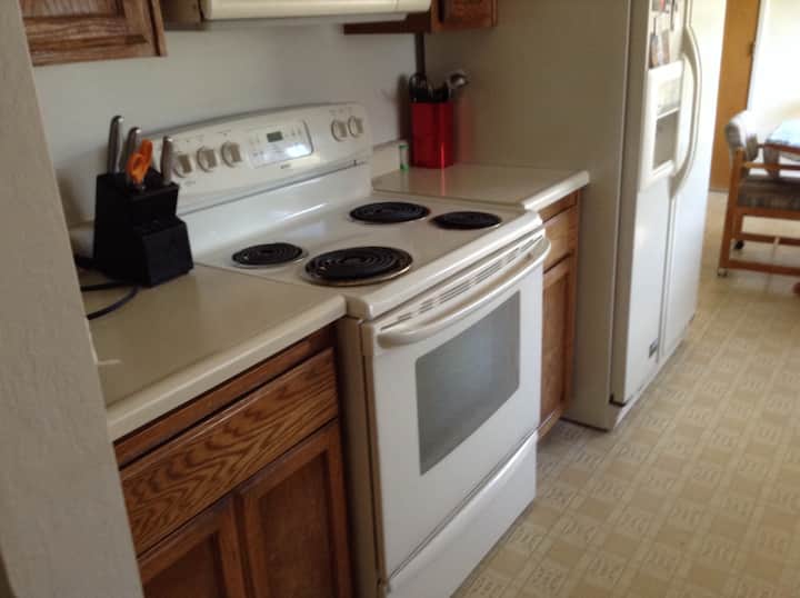 Private Room Near American River - Auburn, CA