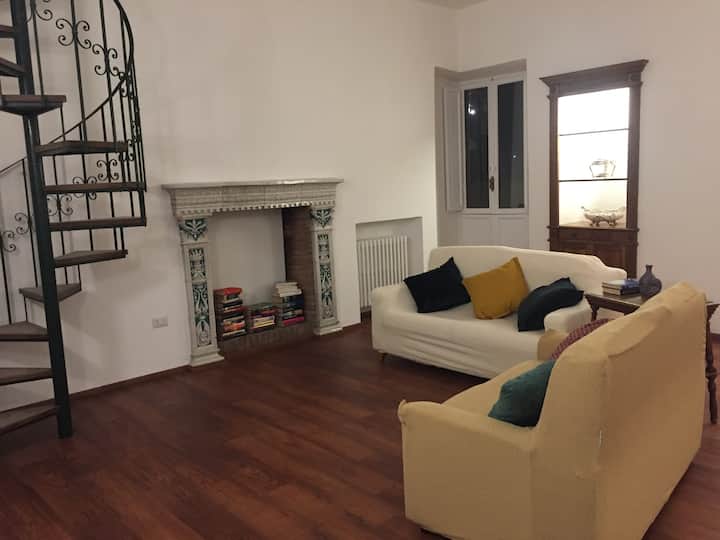 Apartment Overlooking The Palazzo Dei Consoli - Gubbio