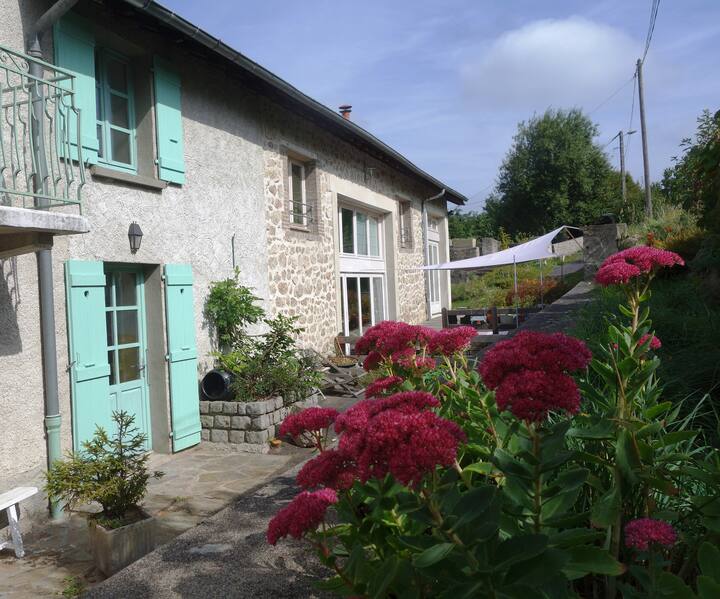 Charmante Ferme Au Bord De La Via Fluvia - Saint-Bonnet-le-Froid