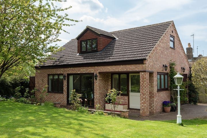 Spacious Annexe In Village Close To Peterborough - Peterborough, Royaume-Uni