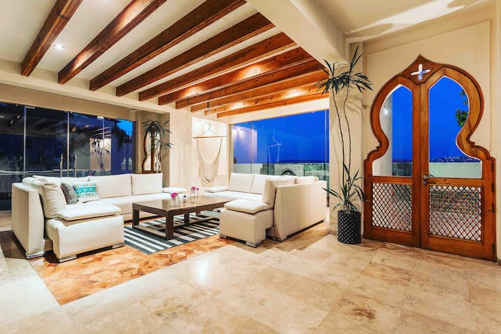 Casa Con Alberca Termal, Terraza, Glamping, Billar - San Miguel de Allende