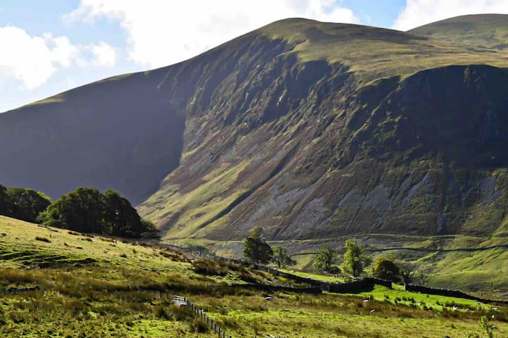 The Byre, Glamping Barn, Great Hiking Area - Keswick