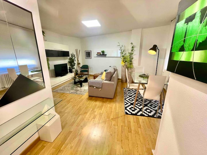 Piso Moderno Y Luminoso En El Xardín Do Posío - Ourense