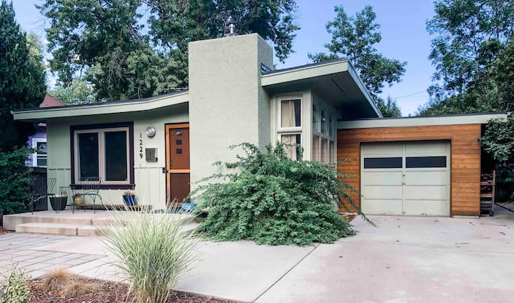 Mid Century Modern Home. Entire Downtown Property - Colorado Springs, CO
