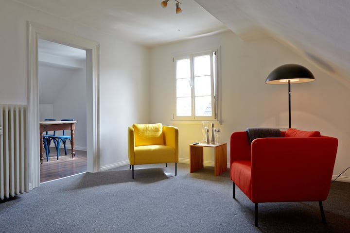Gemütliche Dachgeschosswohnung In Fachwerkhaus - Solingen