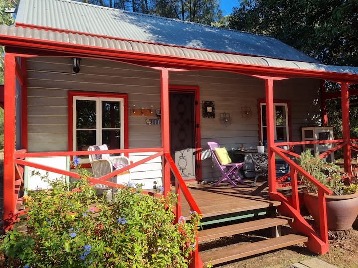 Dalgety Cottage - Swan River