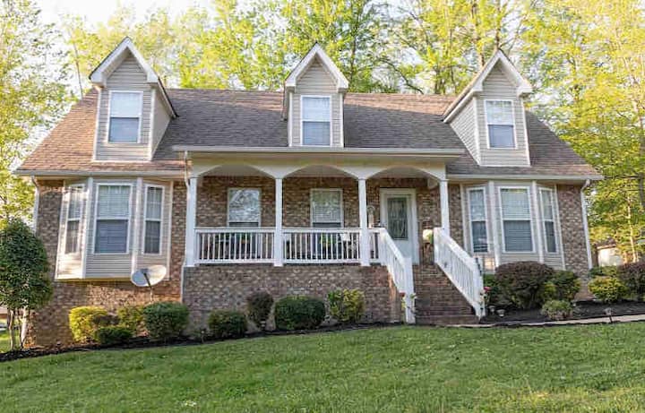 3br Executive Stay | 30 Min To Nashville - Springfield, TN
