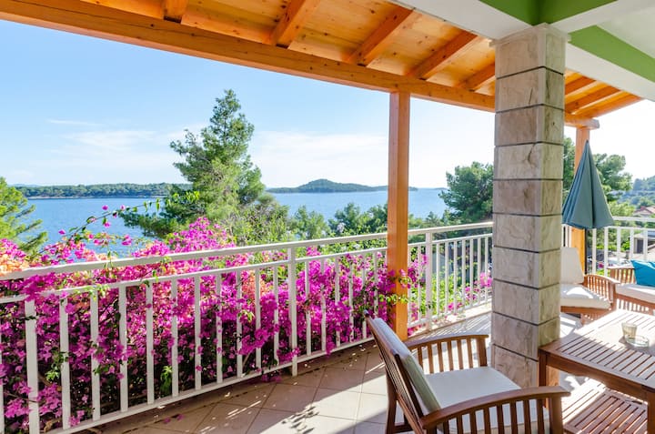 Apartment Tatjana 1 - Smokvica