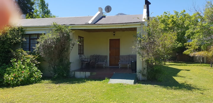 Holly Tree Cottage @ Reeden Lodge - Franschhoek