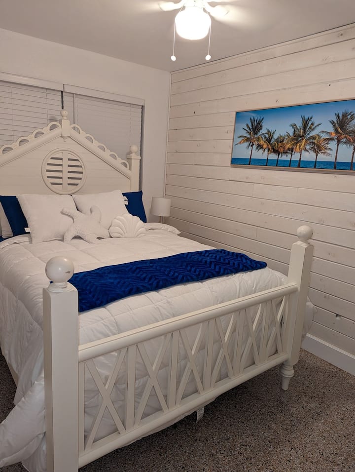 Beach Bungalow - St. Augustine Beach, FL