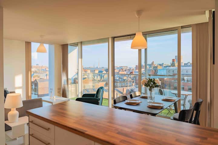 City View Apartment. Free Parking - Liverpool