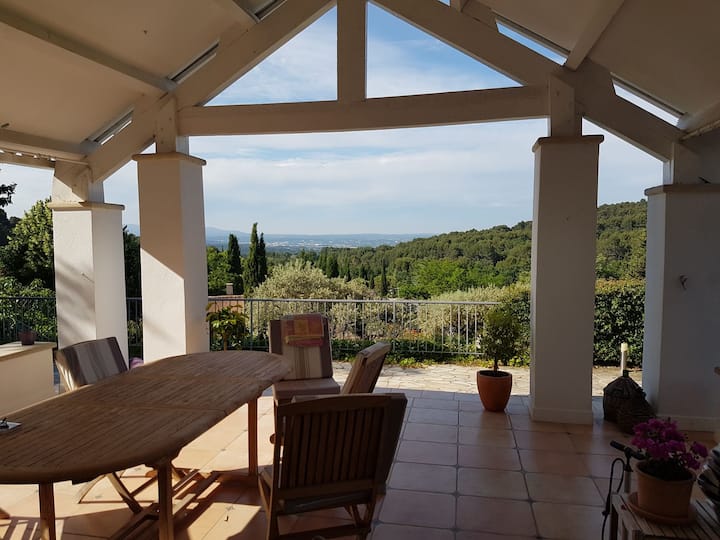 Charmante Villa 4 Chambres, Piscine Et Superbe Vue - Aix-en-Provence