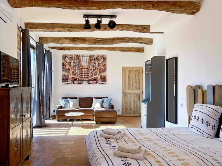 Appartement Roussillon Village Ocré. Climatisation - Saint-Saturnin-lès-Apt