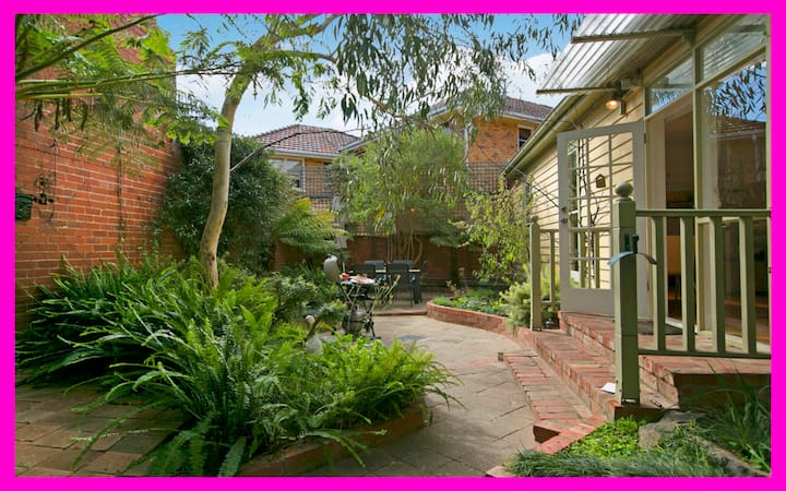 Peaceful With Private Courtyard Stkilda - Saint Kilda