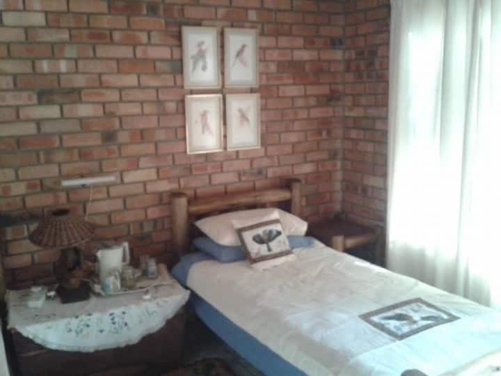 Adenium Lodge -Rustic Self-catering - Marloth Park