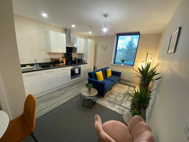 Fresh 1 Bedroom Apt Sleeps 3 Free Parking - Manchester