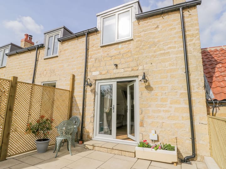 Tawny Cottage Farm Stay, Semi Rural Location - Scarborough