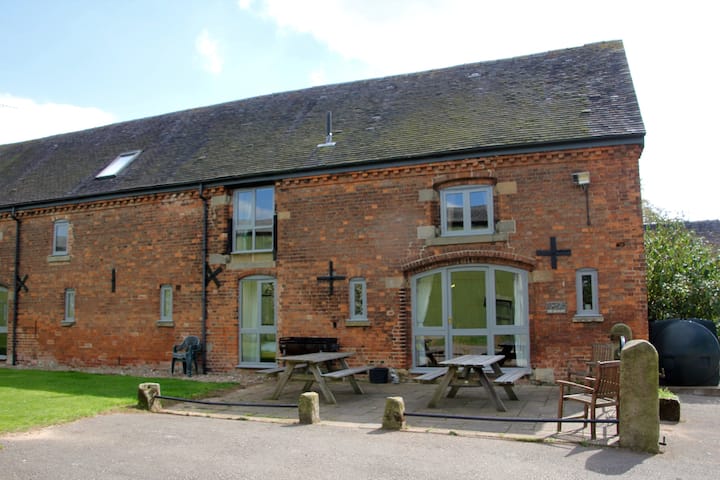 Somersal Cottages - The Granary - Uttoxeter