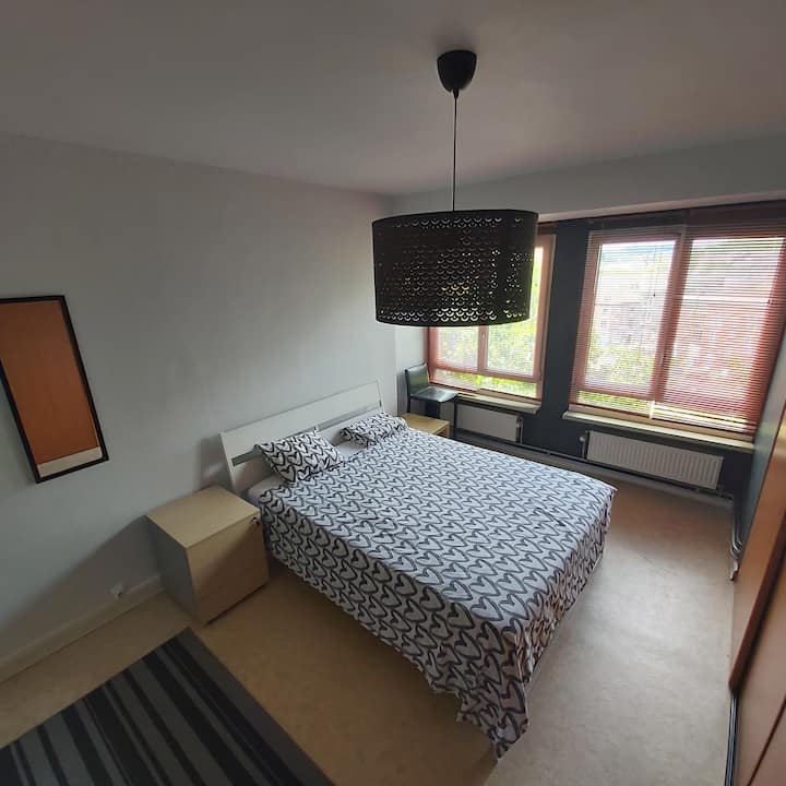 Studio Tirou 600 Mètres De La Gare Charleroi - Charleroi