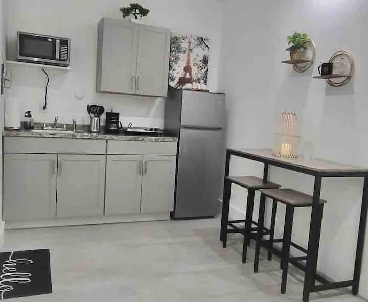 Emerald Oasis Studio| Hard Rock & Hollywood Beach - Miami Gardens, FL