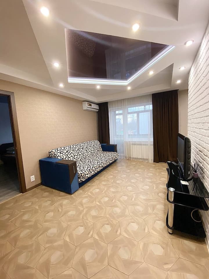 Двухкомнатная квартира студио вблизи м. Дарница - Kiev