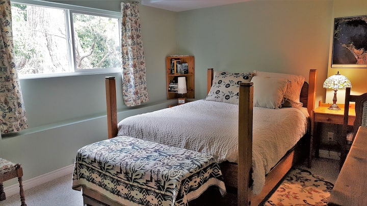 West Coast Family Lodge - Mount Seymour