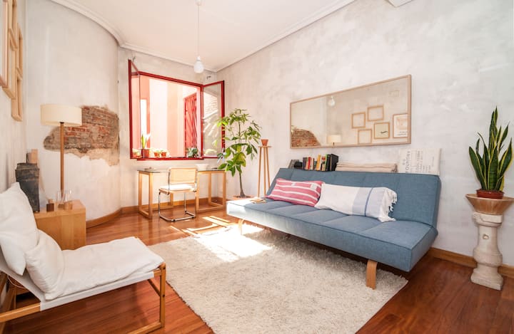 Peaceful 1bd Apt. In Conde Duque - Estación de Sol - Madrid