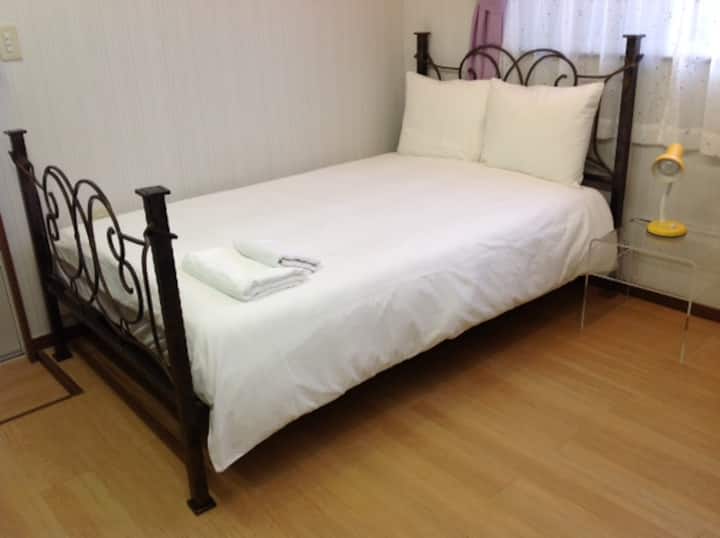 Charming Studio Near Takenotsuka Station - 草加市